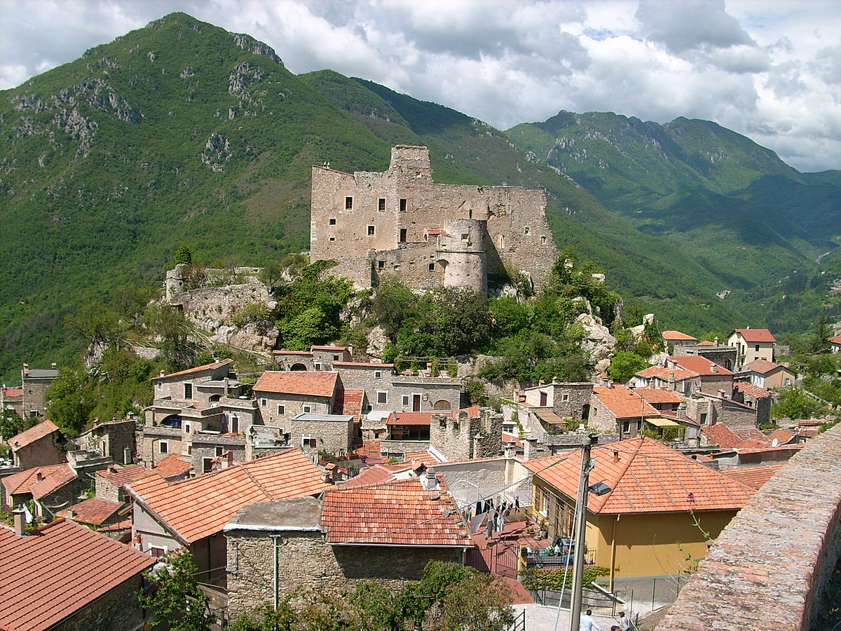 Randonnée à la découverte de Castelvecchio et des launes de la Neva